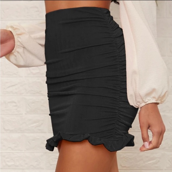 Skirts | Short Ruffle Skirt | Poshmark